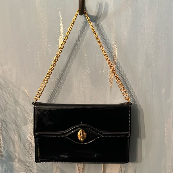 Christine | Bags | Vintage Sacha Patent Purse Swan Black Goldtone ...
